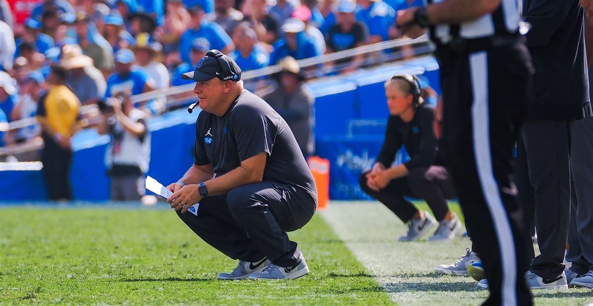 UCLA Playbook: The Entire Chip Kelly Offense