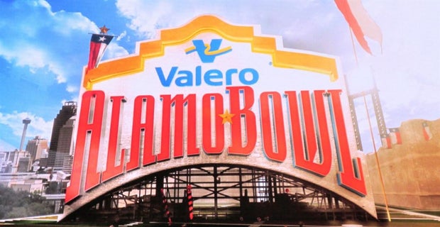 Game Day: 2020 Valero Alamo Bowl