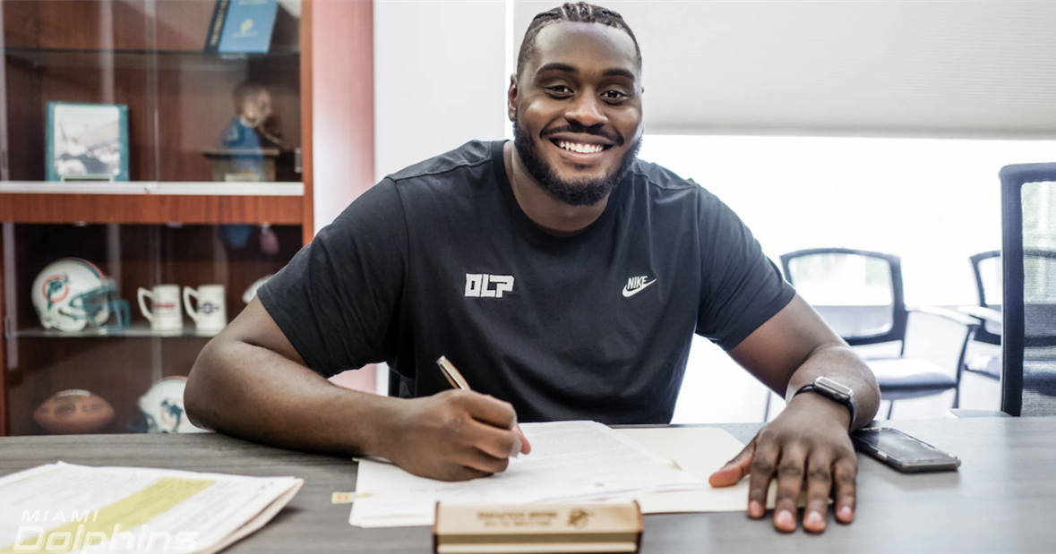 Isaiah Prince signs rookie contract with Dolphins