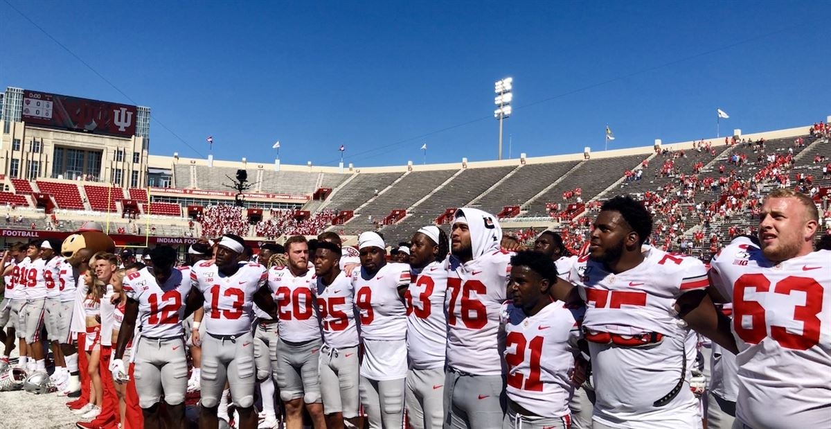 Buckeyes celebrate Big Ten win over Indiana with Carmen Ohio