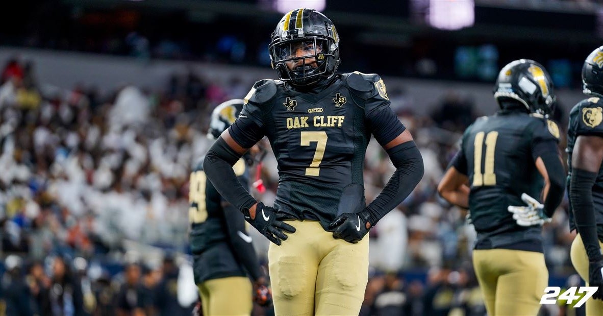 2026 TX LB Jamarion Phillips names early top 10, which includes ...
