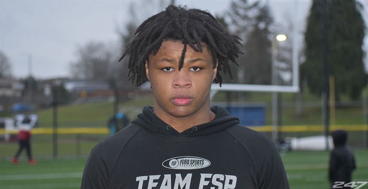 Hometown school standing out to LB Michael Montgomery