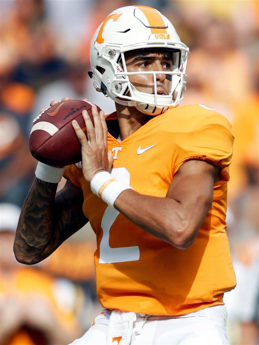 Pruitt pleased with 'efficient' play from QBs Guarantano, Chryst