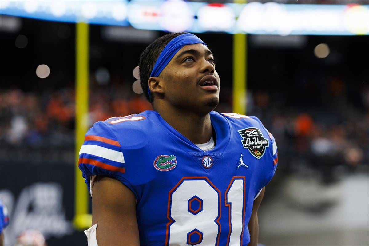 In first year as TE coach, Russ Callaway has witnessed improvement from ...