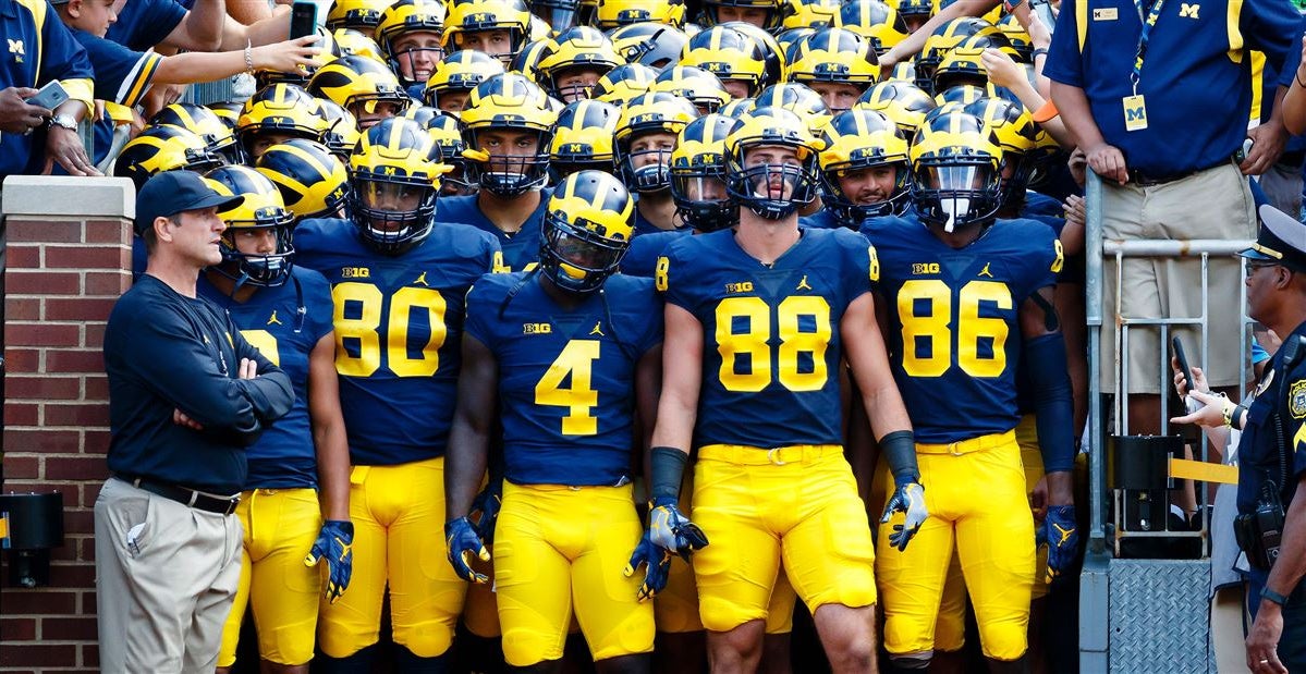 The 50 Best College Football Programs, Ranked by Total Wins