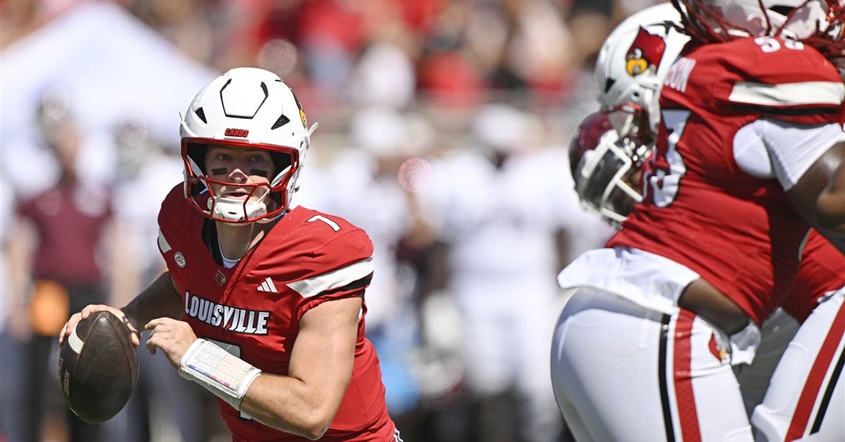 Miller Moss 'composed and efficient' in first win at Louisville