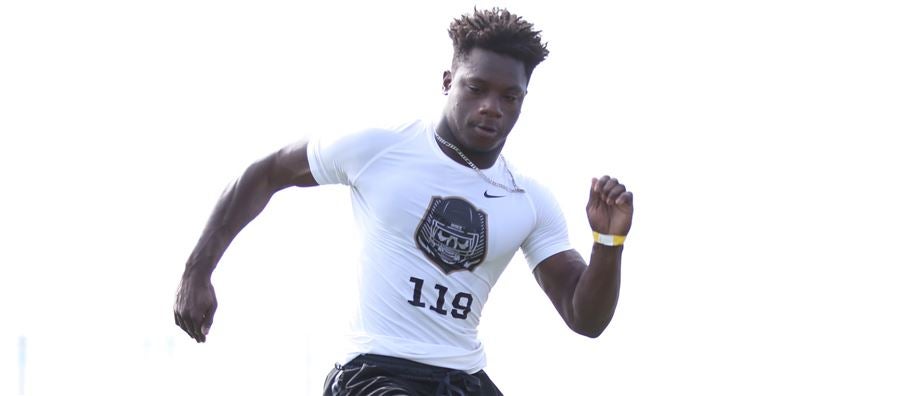 USF offers 2017 ATH Chauncy Smart
