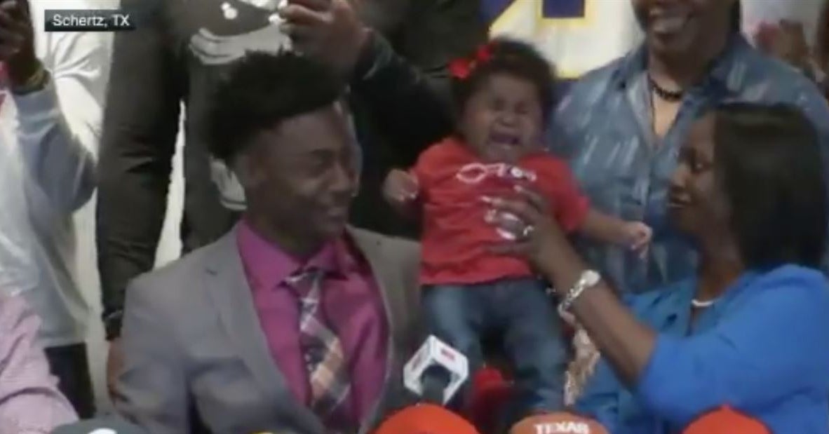 Tommy Bush gives update on crying baby from commit announcement