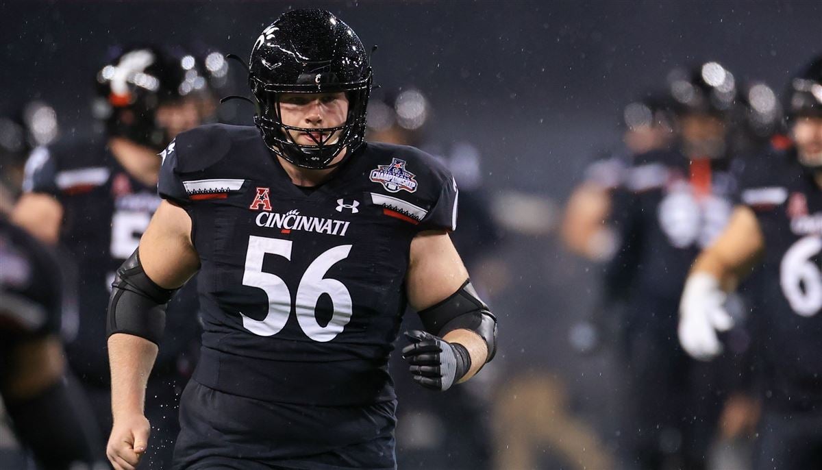 Jake Renfro has lofty goals for Wisconsin