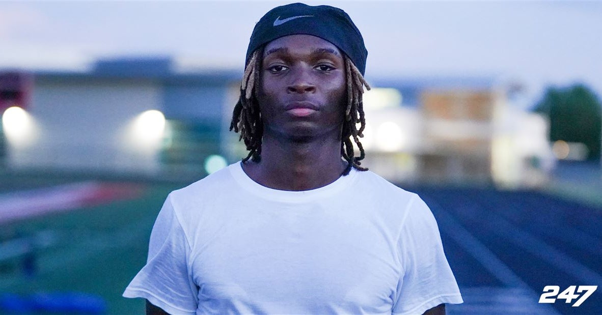 USC makes big move with Texas DB Antione Baker off official visit