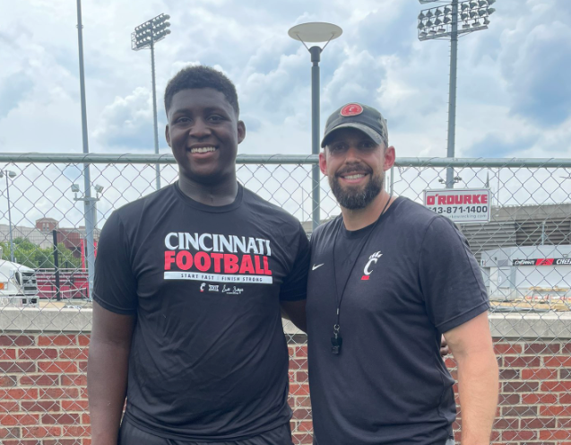 2025 OL Jeremiah Kelly Commits to UC - Football Alliance