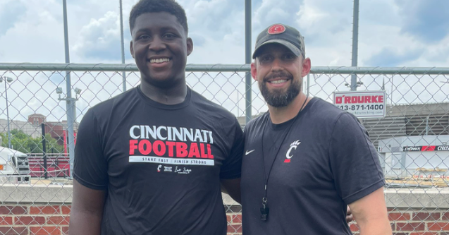 2025 OL Jeremiah Kelly Commits to Cincinnati