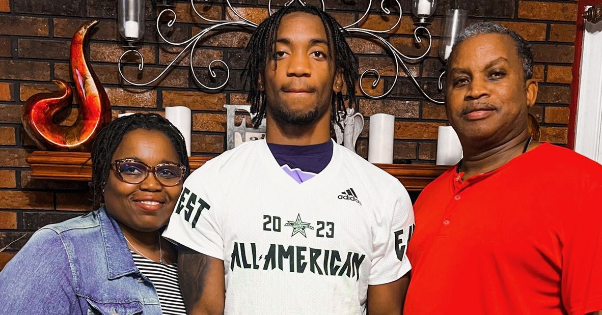 UNC WR commit Christian Hamilton presented with AAB jersey