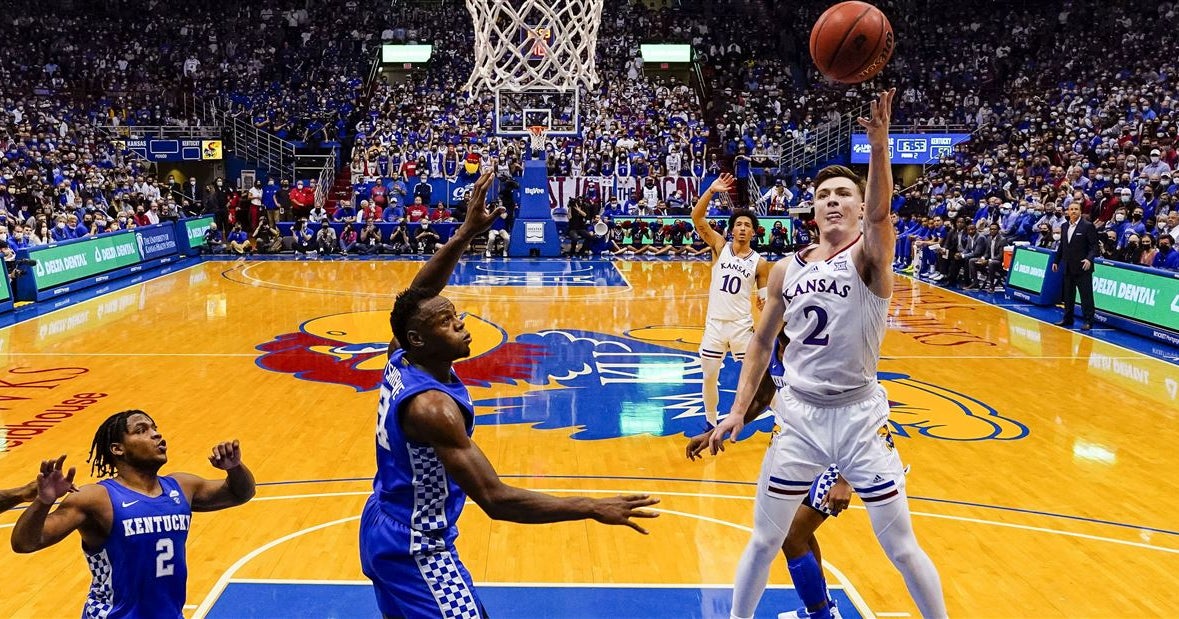 Kentucky basketball wows with athleticism, versatility in win over Kansas