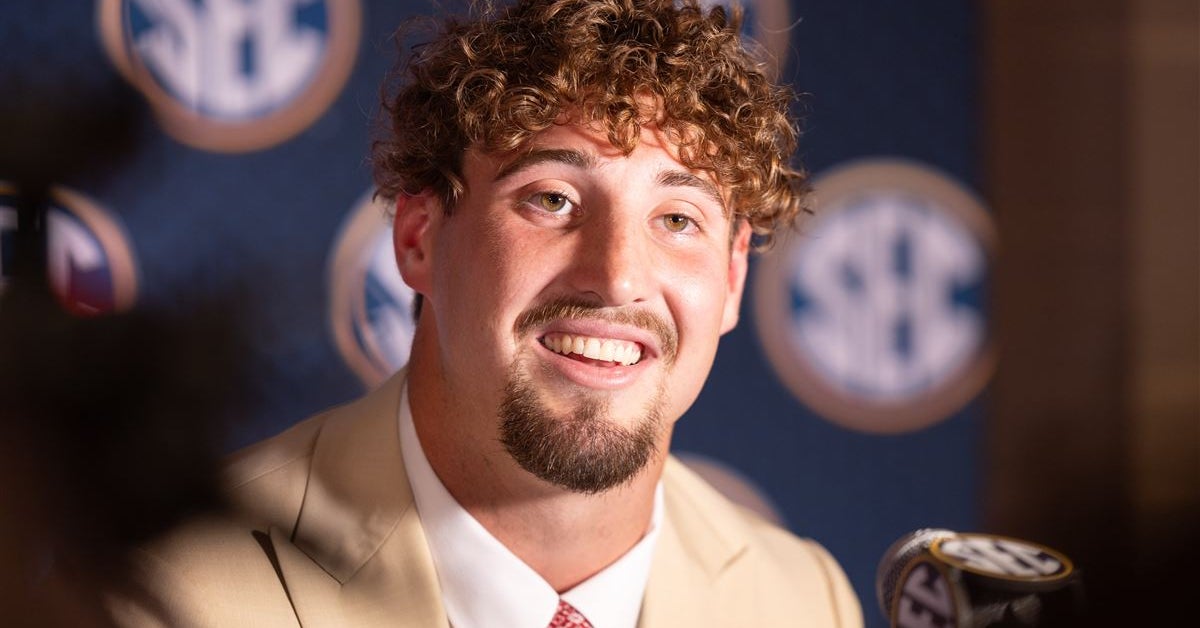 Danny Stutsman donates part of his NIL to OU walk-ons