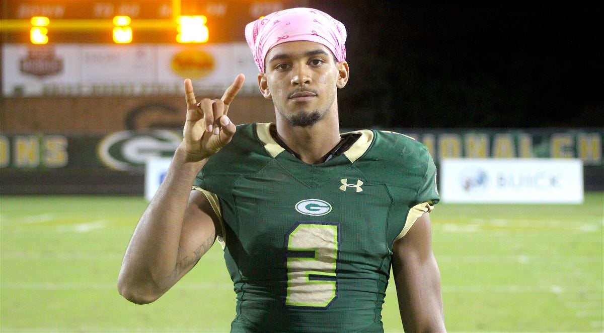 Kenyatta Watson makes his way to Texas