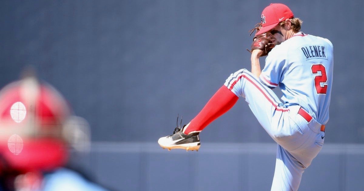 Hoglund, Olenek Carry Ole Miss to 5-4 Win Over Tennessee