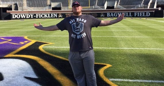 Dorton makes it official