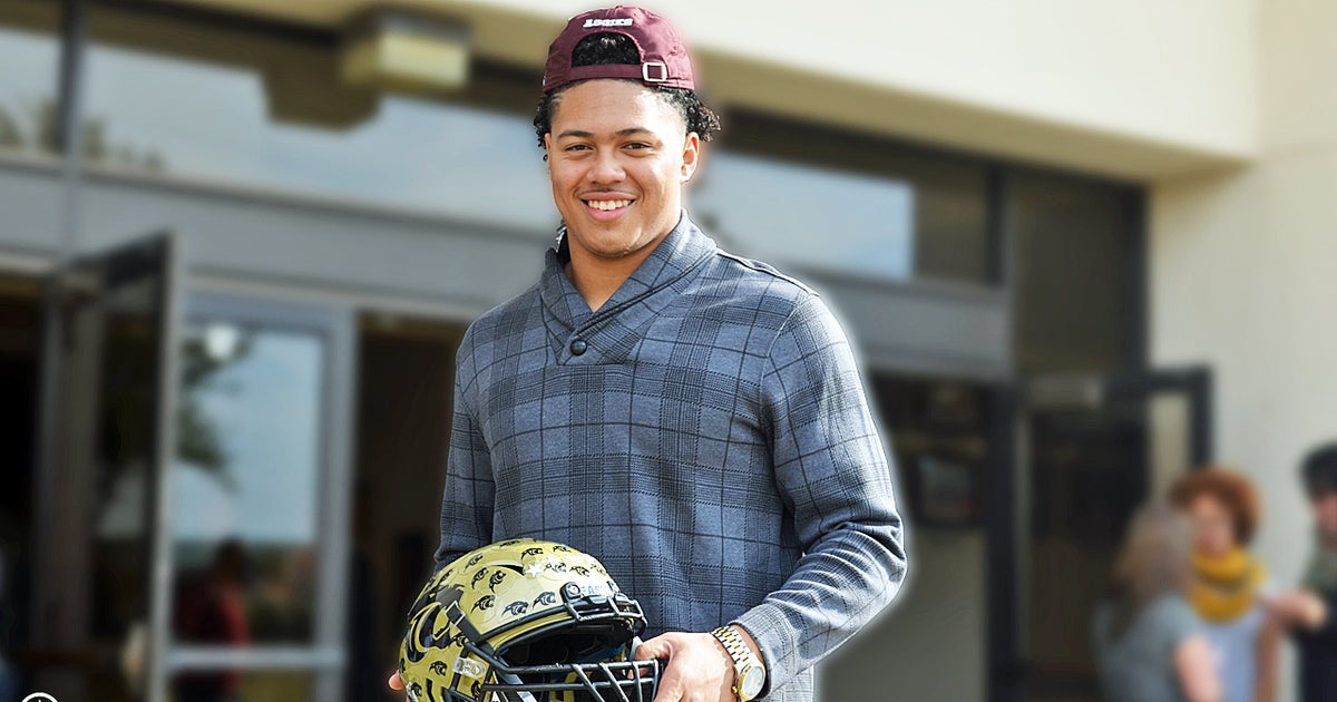 Gallery of Anthony Hines Making TAMU Pick