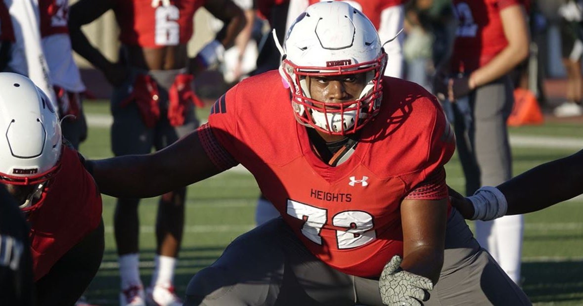 Four-star offensive lineman Jaydon Chatman signs with Longhorns