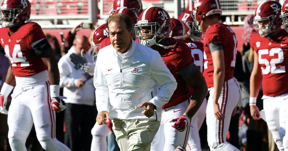 Alabama holds steady at top of College Football Playoff rankings