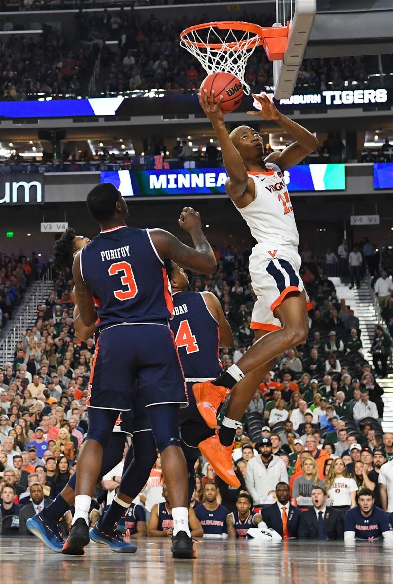 Scenes from Minneapolis: Auburn vs. Virginia