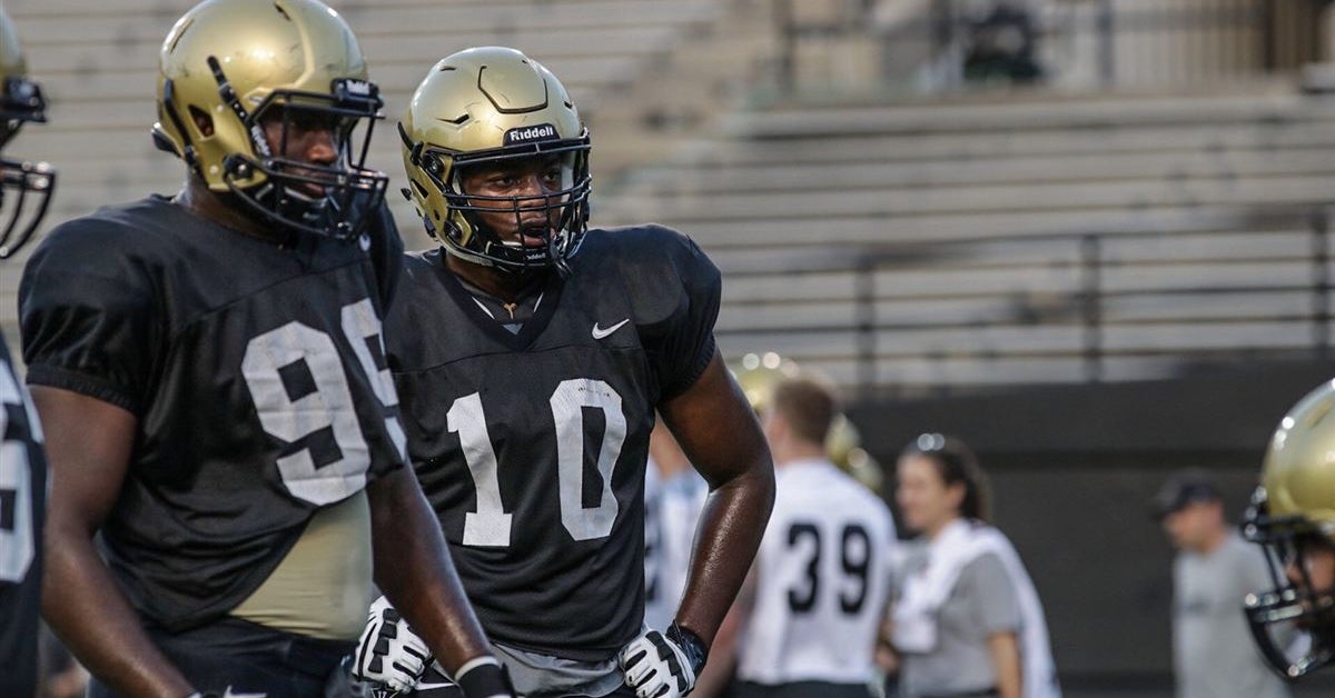 Projecting Vanderbilt's defensive depth chart
