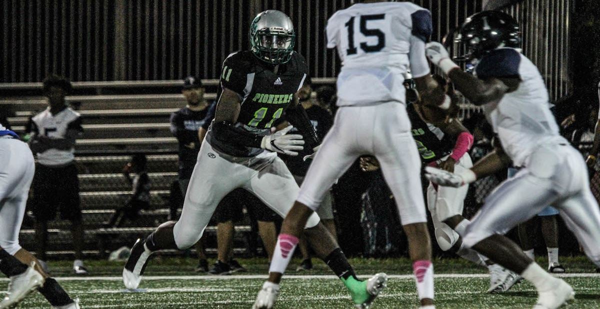 '21 LB Chamon Metayer commits to Miami