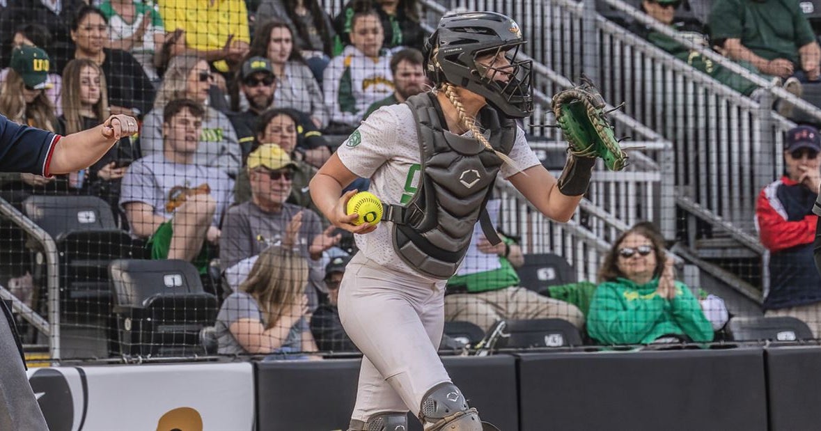 Duck softball takes seasoned lineup featuring new faces into fall ...
