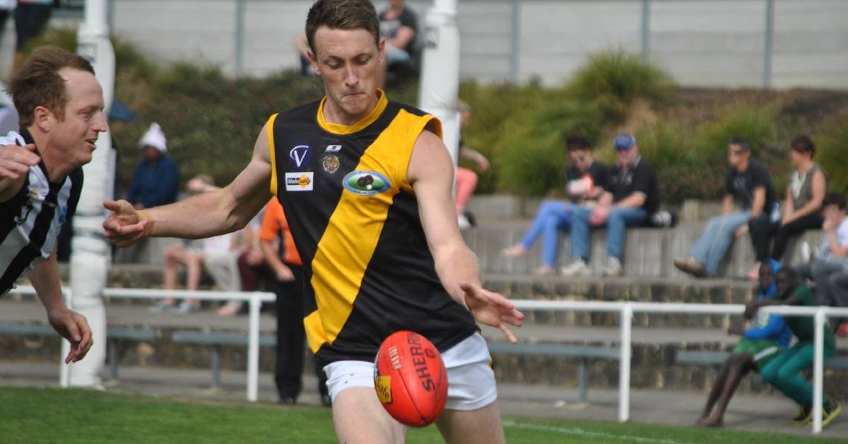Recruiting 2019: Gundy Adds 27-Year Old Aussie Punter