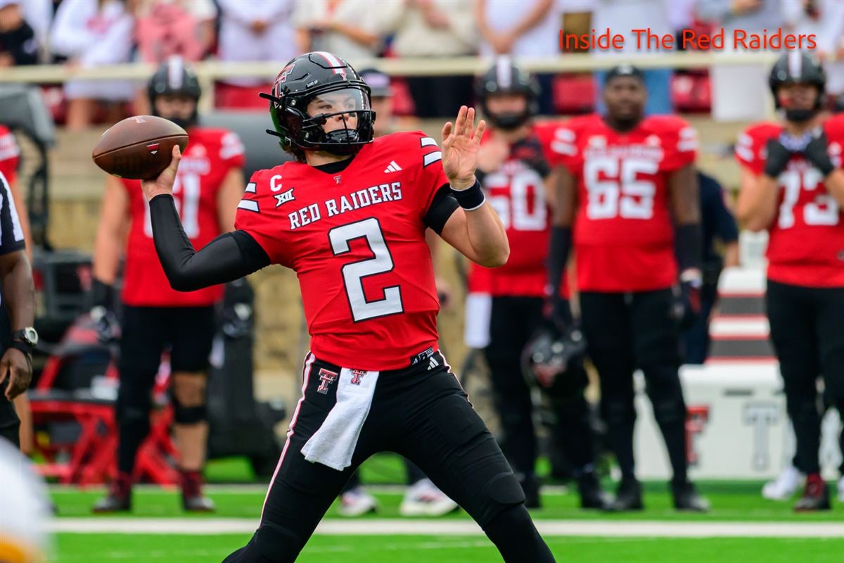 Photo Gallery: The Red Raiders Thrash the Golden Flashes 62-14