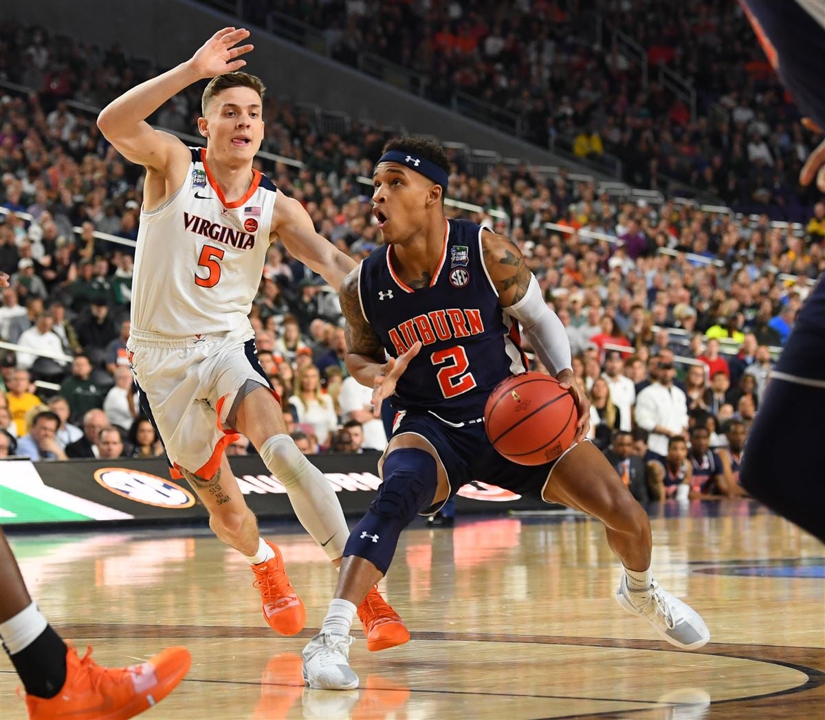 Scenes from Minneapolis: Auburn vs. Virginia