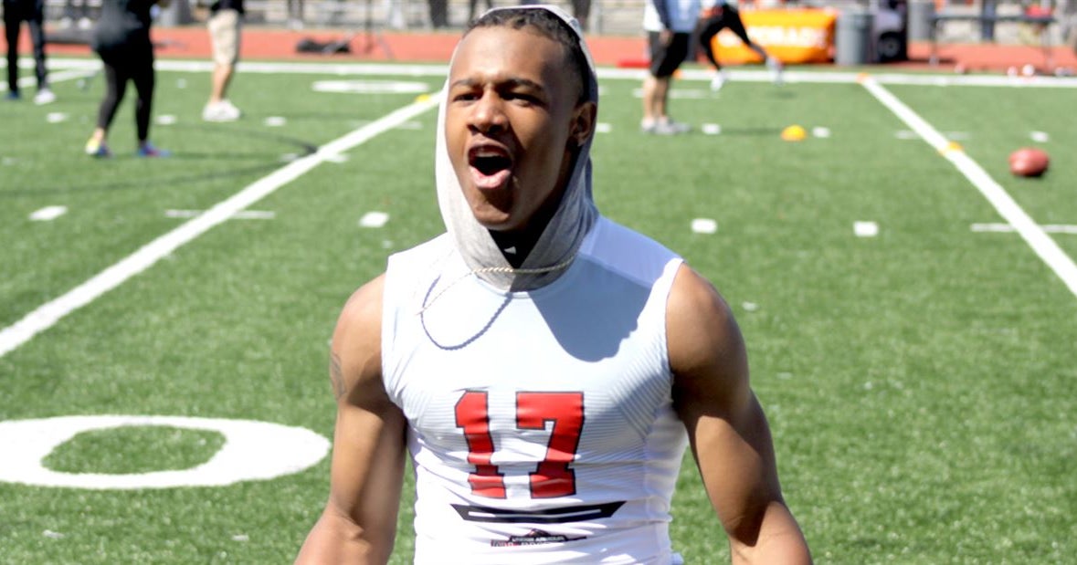 3-star Corey Williams bonding with Justin Johnson, has KU No. 1