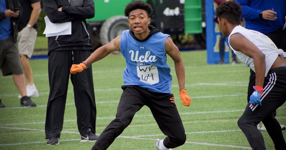 '23 WR Malachi Riley with four early scholarship offers