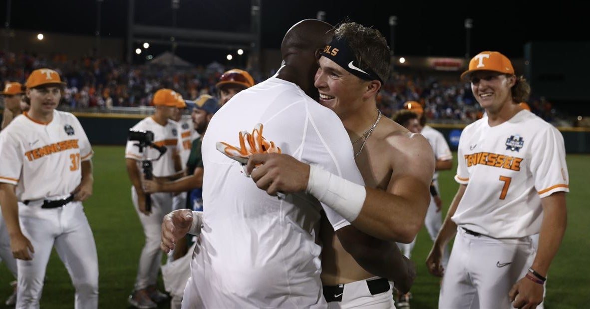 LISTEN: Vol Network call of Tennessee baseball's walk-off win over ...