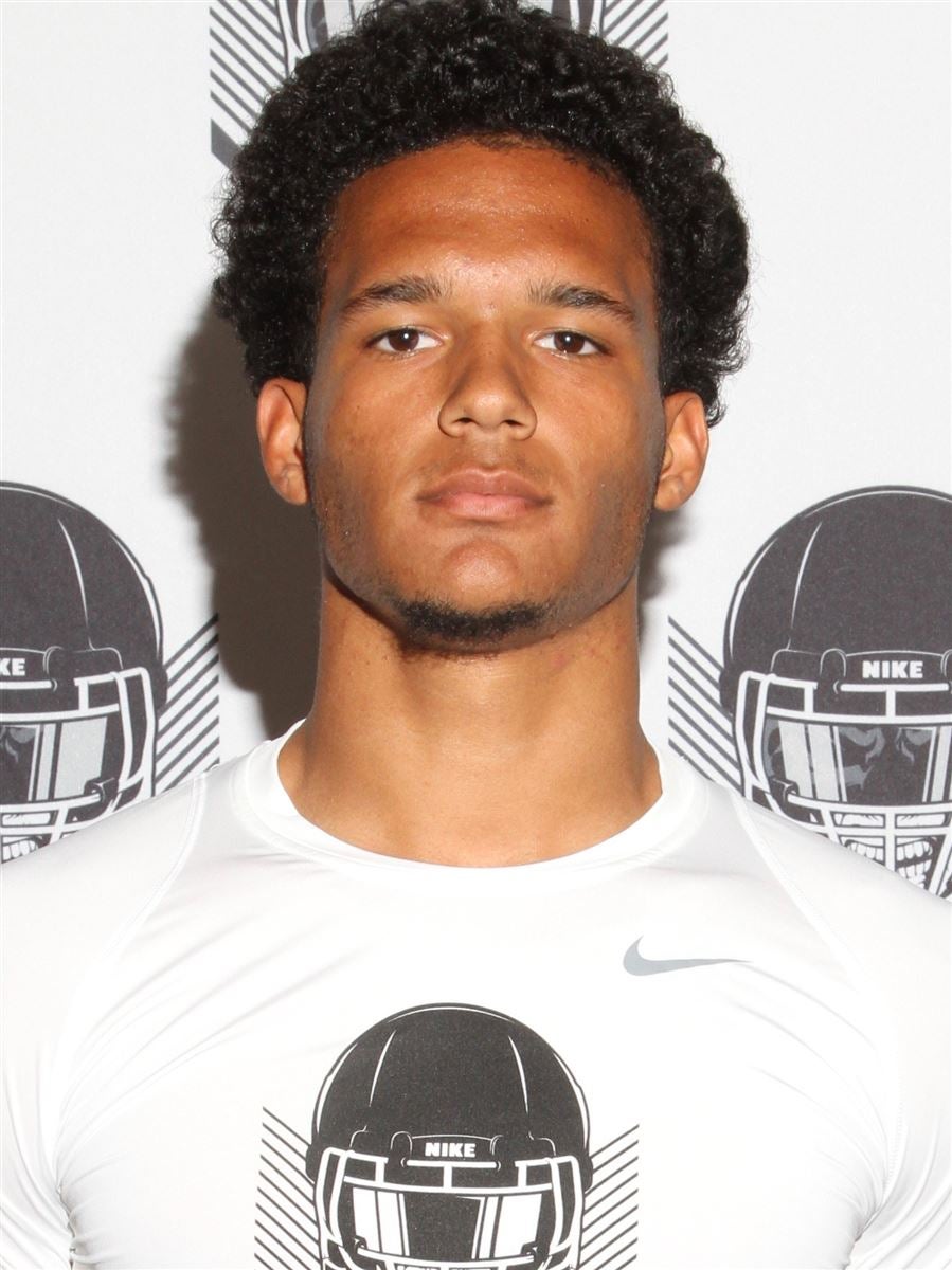 Solomon Enis Profile Photos