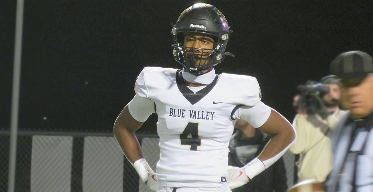 Top247 LB Dawson Merritt locks in upcoming visits including two officials