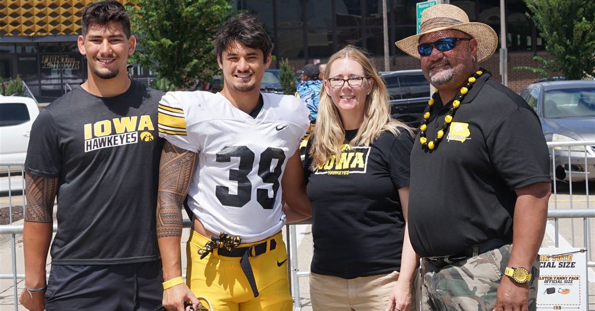 Iowa Football Recruiting Buzz: The latest with five-star defensive ...