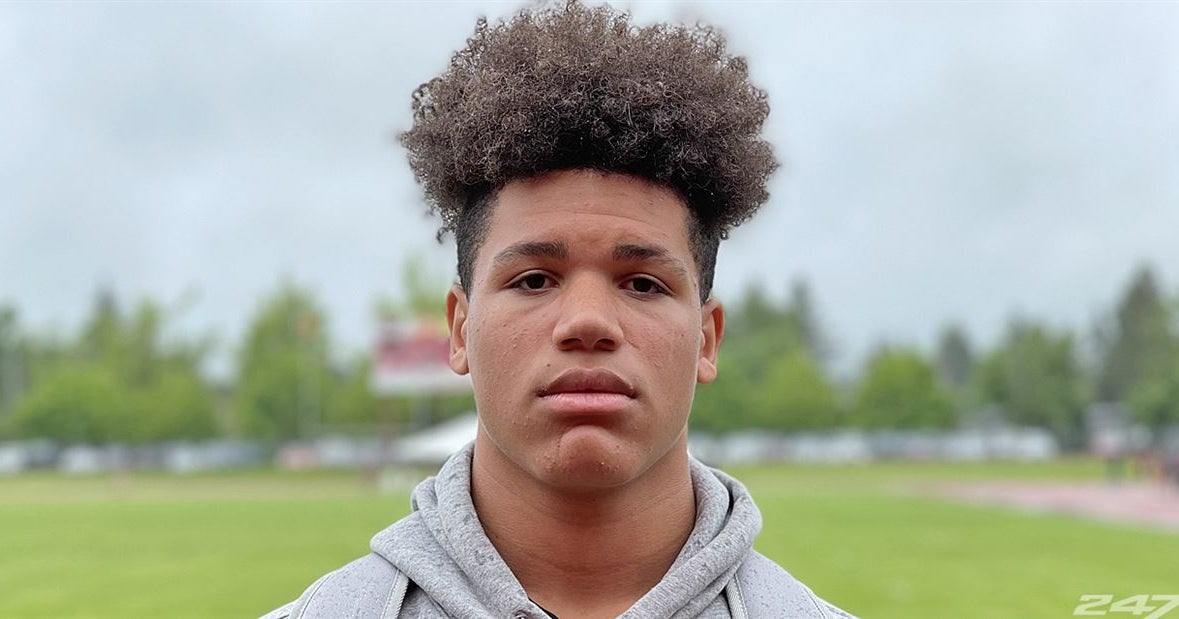 Oregon 2024 OL Devin Brooks continues to reel in offers