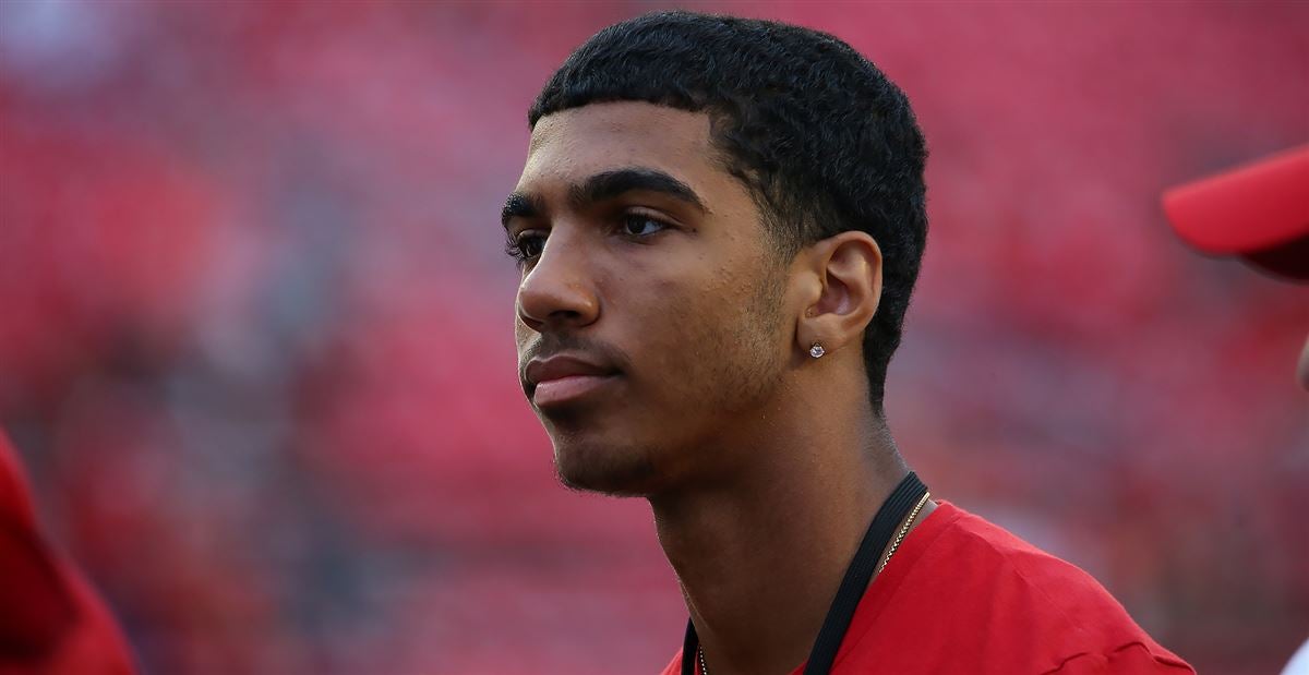 Wisconsin basketball, football both make their pitch to Daniel Freitag