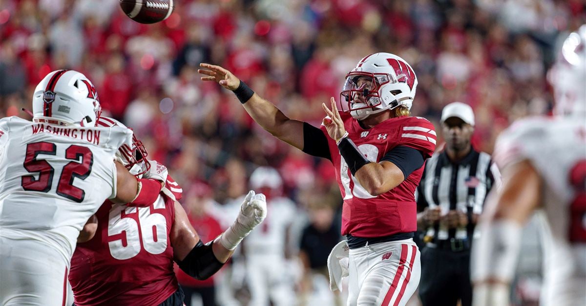 Three burning questions: Wisconsin Badgers vs. Middle Tennessee State