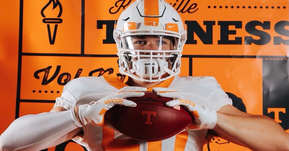 Elarbee: Newcomer on Vols' offensive line 'just a freak athlete'