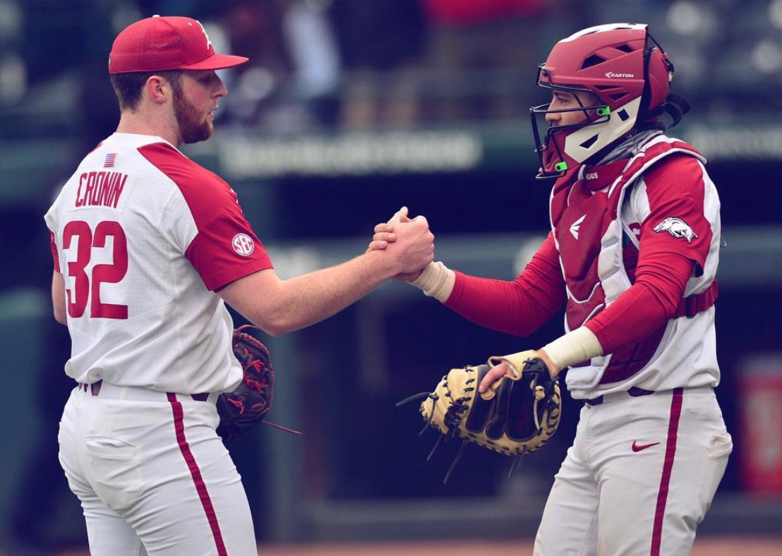 Van Horn praises pitching coach Matt Hobbs