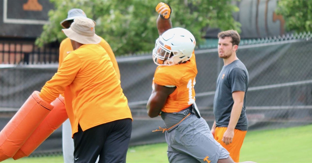 Darrell Taylor excited to show 'athleticism' at linebacker