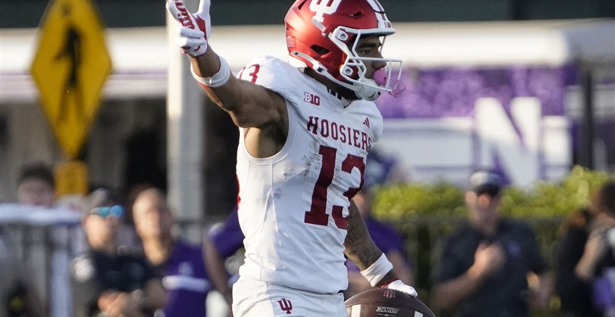 Elijah Sarratt talks Indiana passing attack, offseason improvement