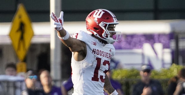 Elijah Sarratt talks Indiana passing attack, offseason improvement