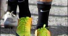 WSU punter Mike Bowlin's yellow cleats to get the boot?
