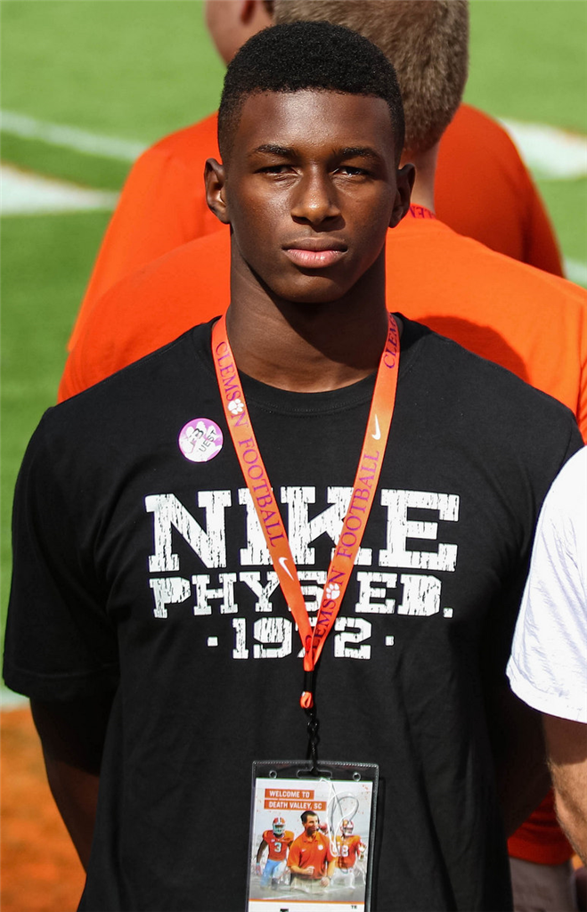 Badgers Want Hopper On Campus