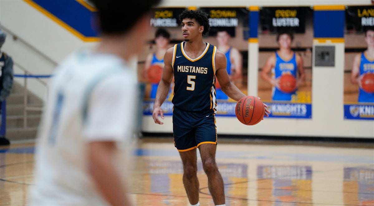 Highlights: Daniel Freitag Leads Breck School to Section Semifinal Win