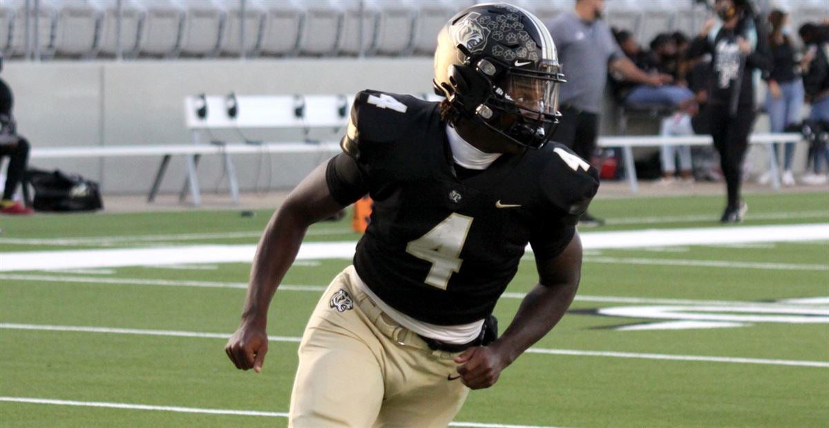 WATCH: 5-star LB Harold Perkins outruns entire defense for 81-yard TD